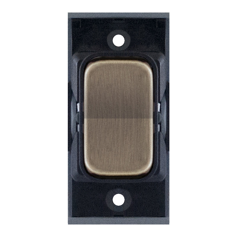 Selectric SGRID360-407 GRID360 | 20A SP 2 Way Centre Off Retractive ...